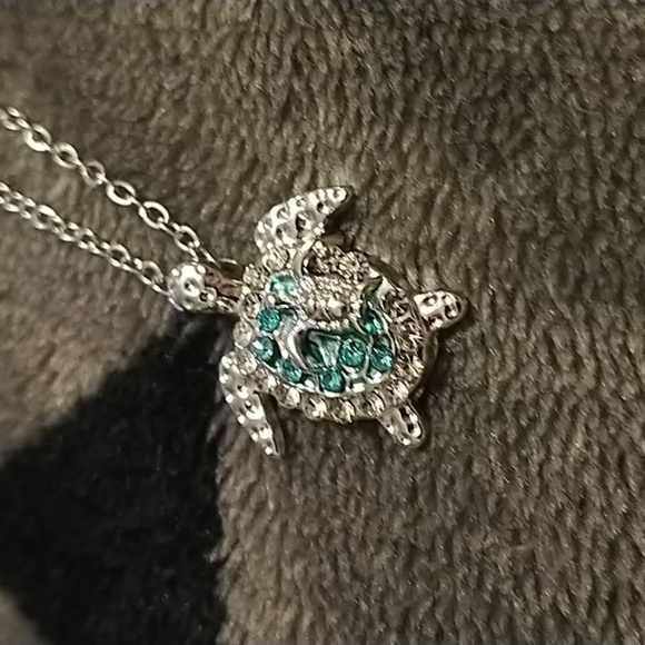 Jewelry | Nwt Sea Turtles Pendant Necklace Creative Jewelry Gift For ...
